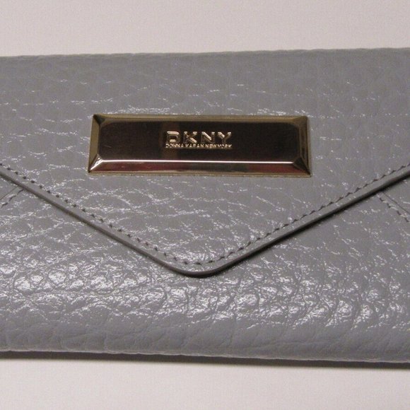 Dkny | Bags | Dkny Beekman French Grain Leather Trifold Wallet Light ...
